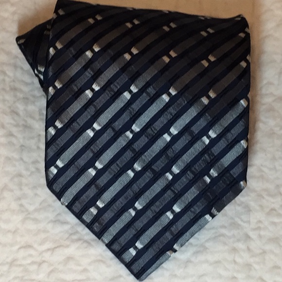 Louis Roth | Accessories | 75 Off Bundle Of Ties100 Silk Mens Tielouis ...